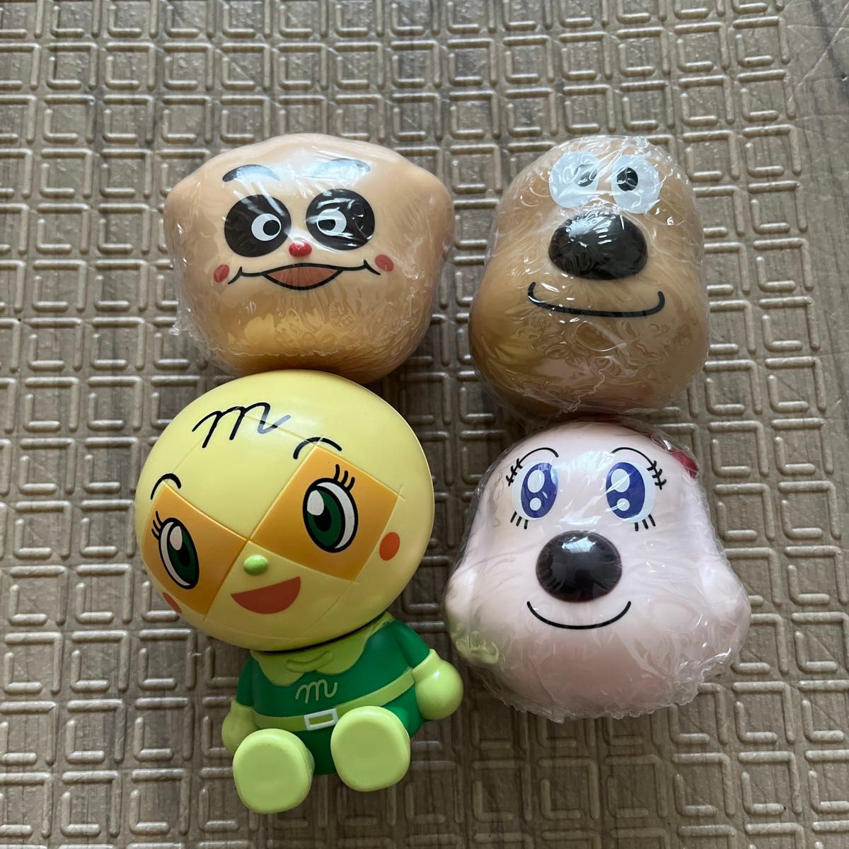 アンパンマン おっきなアンパンマンマスコット レアチーズ アンパンマン おっきなアンパンマンマスコット レアチーズ