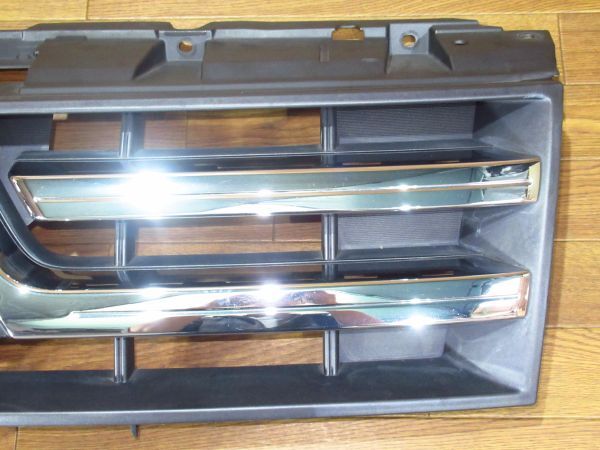 Yahoo!オークション - 三菱V83W/V93Wパジェロ前期純正 フロントグリル ...