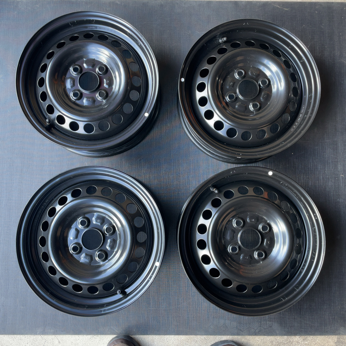 新車外し ムーヴ キャンバス 純正 ダイハツ 14インチ 4.5J PCD100 4穴 ハブ54 4本セット スチールホイール タント 0327(純正品)｜売買されたオークション情報 ...