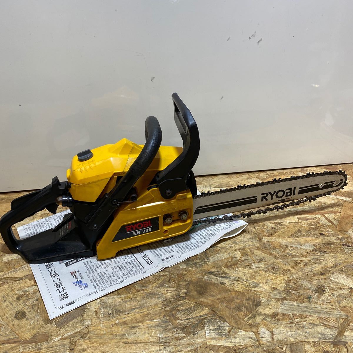 Yahoo!オークション - Ryobi エンジンチェーンソー ES-336 現状品