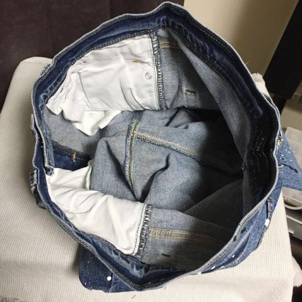 デザイン性抜群 ペイント ZARA MAN ストライプ ダメージ デニム デザイン性抜群 ペイント ZARA MAN ストライプ ダメージ デニム
