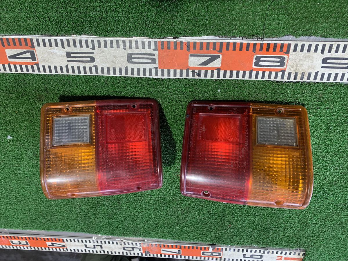 Yahoo!オークション - L149 テールランプ パジェロ 左右 ②