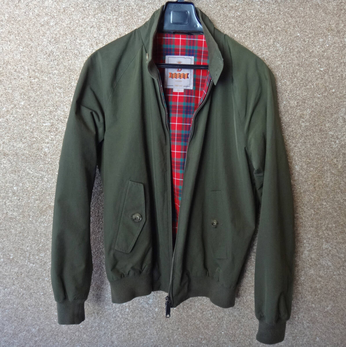バラクータ Baracuta G9 ハリントンジャケット 38(Mサイズ)｜売買されたオークション情報、yahooの商品情報をアーカイブ公開 - オークファン（aucfan.com）