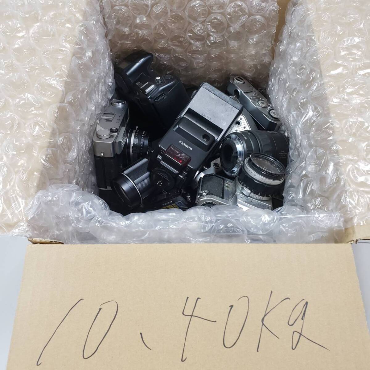 Yahoo!オークション - M042(10000)-600 カメラ・レンズまとめ 約10㎏ C...