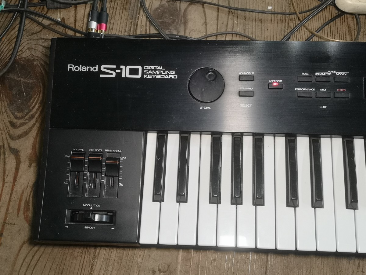 Yahoo!オークション - Roland S-10 シンセサイザー ジャンク0712