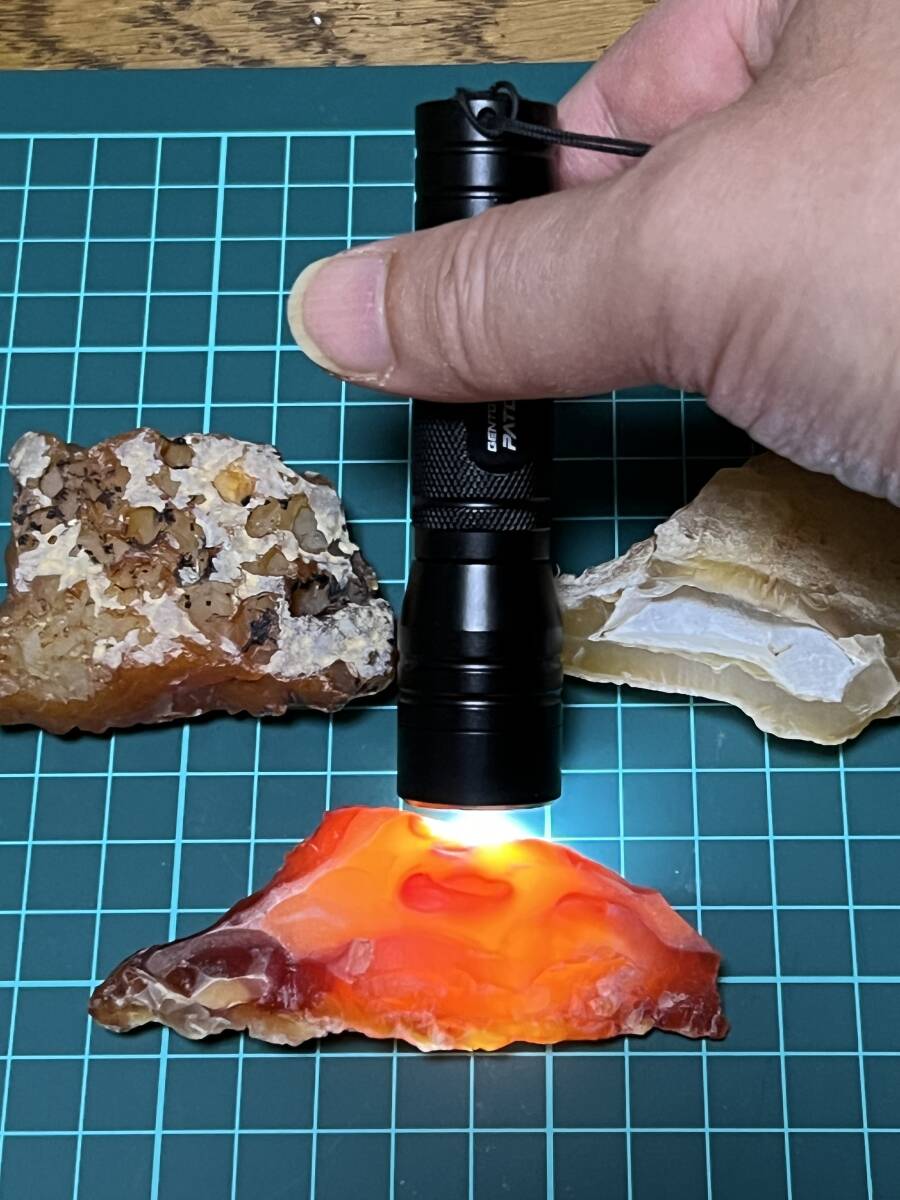 瑪瑙の原石 茨城県常陸大宮市産 赤色 47g 橙色 68g 黄色 48g 採集品 検／メノウ アゲート カルセドニー 玉髄(原石)｜売買されたオークション情報、yahooの商品情報をアーカイブ ...