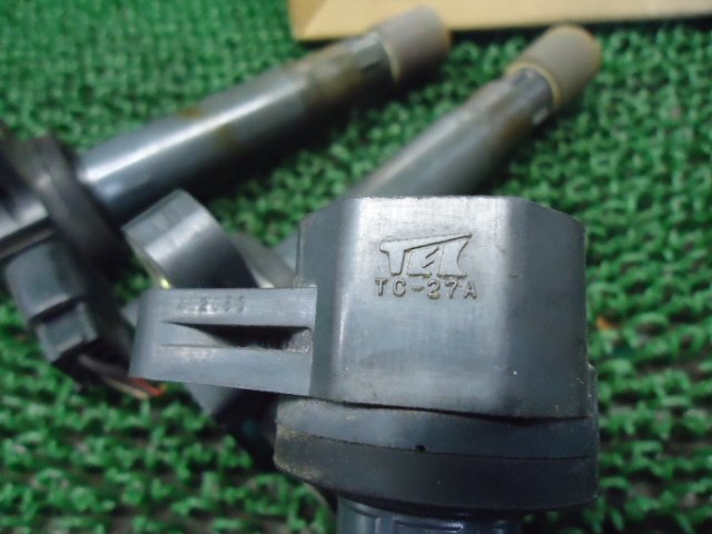 Yahoo!オークション - 1FC8584 HJ4-1)) ホンダ ライフ JB5 前期型 F 純...