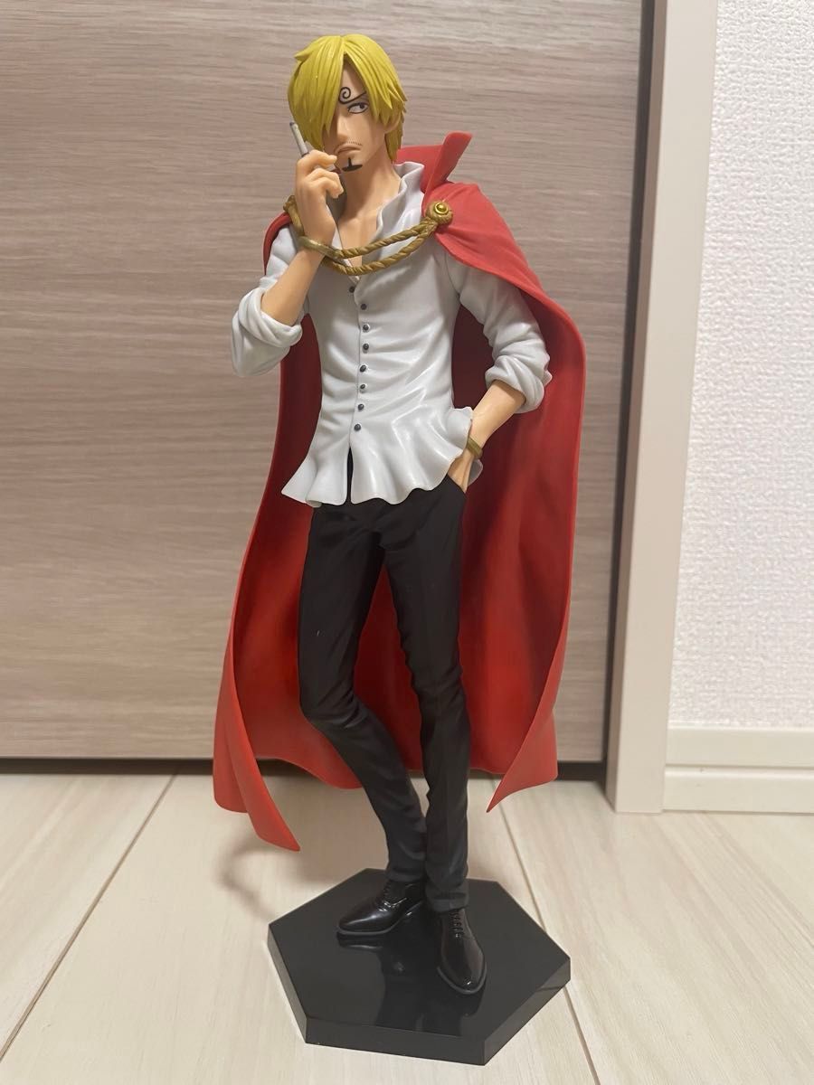 ONEPIECE ワンピース ヴィンスモーク・サンジ フィギュア ONEPIECE ワンピース ヴィンスモーク・サンジ フィギュア