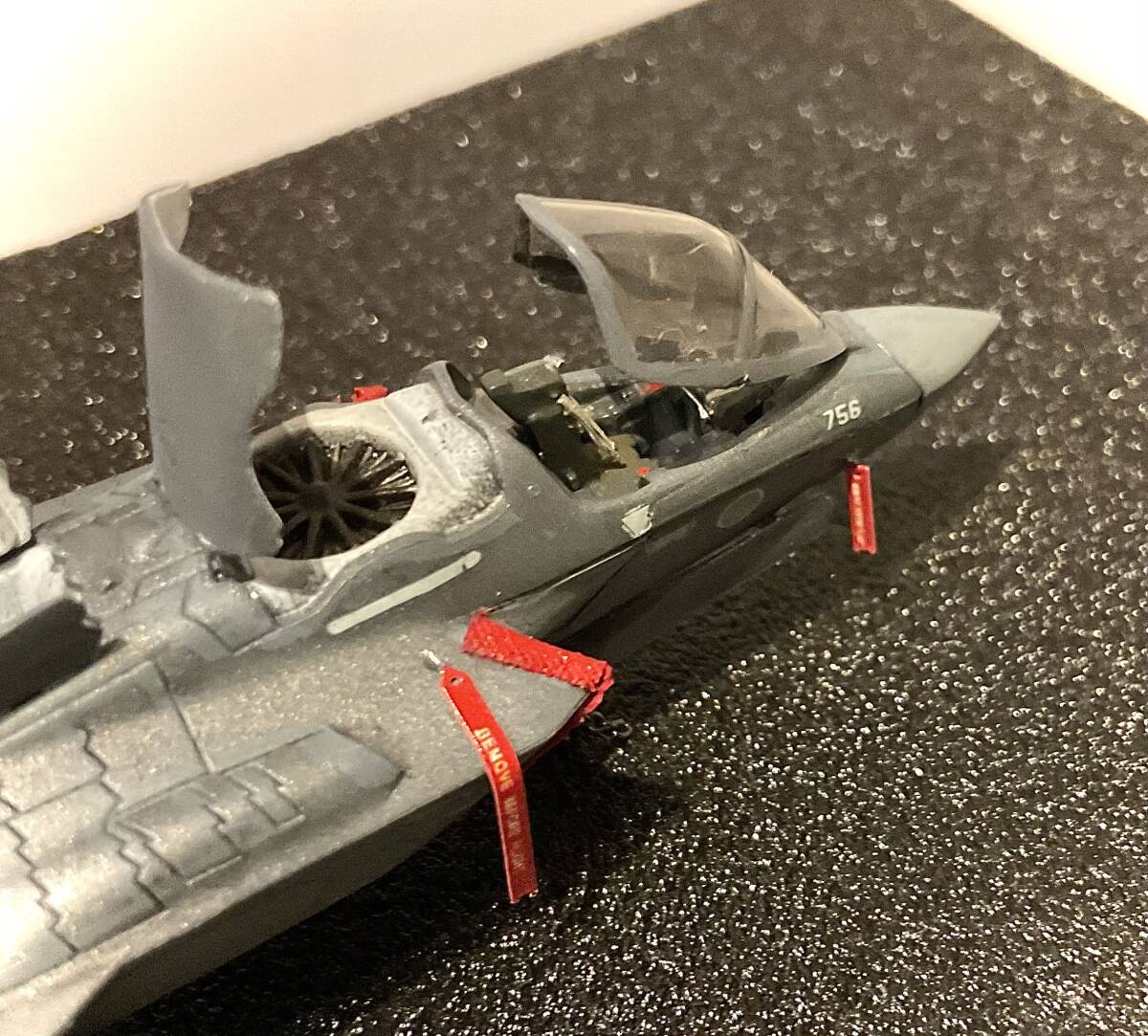 Yahoo!オークション - 1/144 F-35B beast mode / エフトイズ 航空自衛...