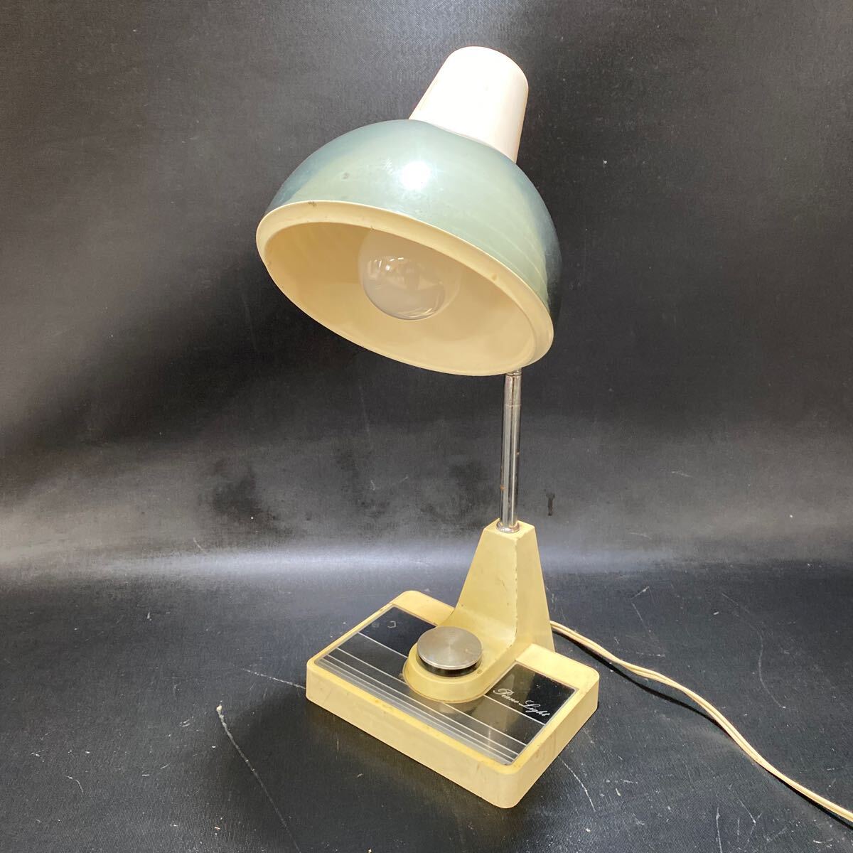 Yahoo!オークション - N 3176 [ コイズミ ヒカリ卓上 白熱灯器具 KS-11...