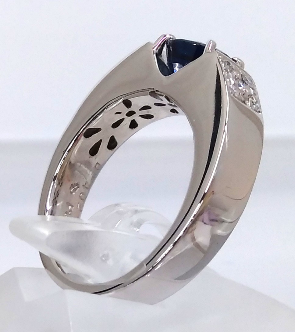 Yahoo!オークション - 【新品仕上げ済/ソーティング付】 Pt850 天然ブ...