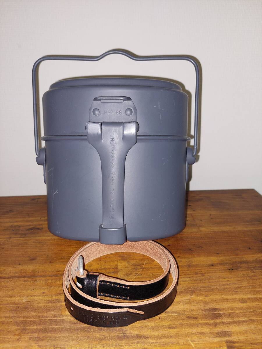 Yahoo!オークション - ドイツ軍 飯盒 飯ごう 刻印あり HSZ 88 その5