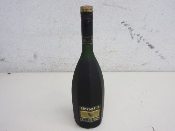 Yahoo!オークション - W146-N35-1446 未開栓 REMY MARTIN レミーマルタ...
