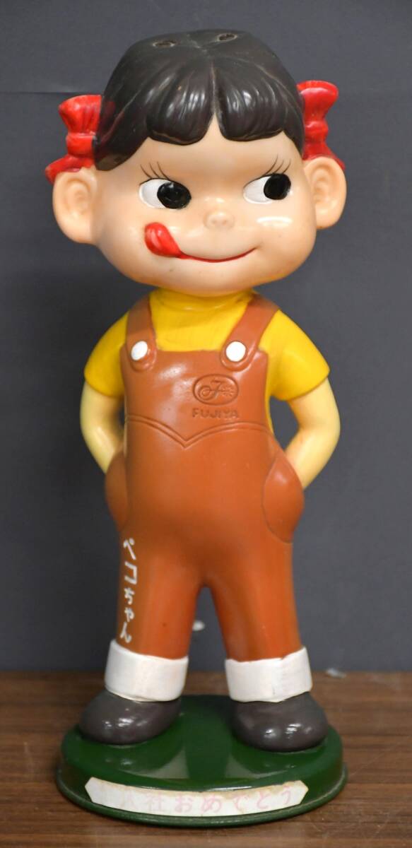Yahoo!オークション - NY3-4【現状品】ペコちゃん フィギュア 置き物 ...