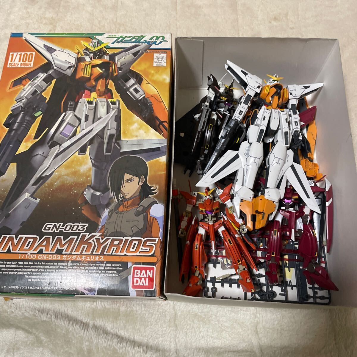 Yahoo!オークション - 機動戦士ガンダム OOバンダイ プラモデル 一式