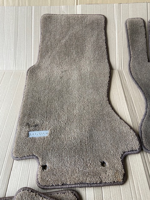 Yahoo!オークション - ジャガー XJ/XJ6 X350 J71VA フロアーマット【S6...