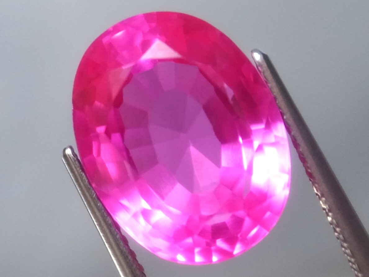 Yahoo!オークション - 10.21ct 新品・天然ファンシーライトピンクトパ...