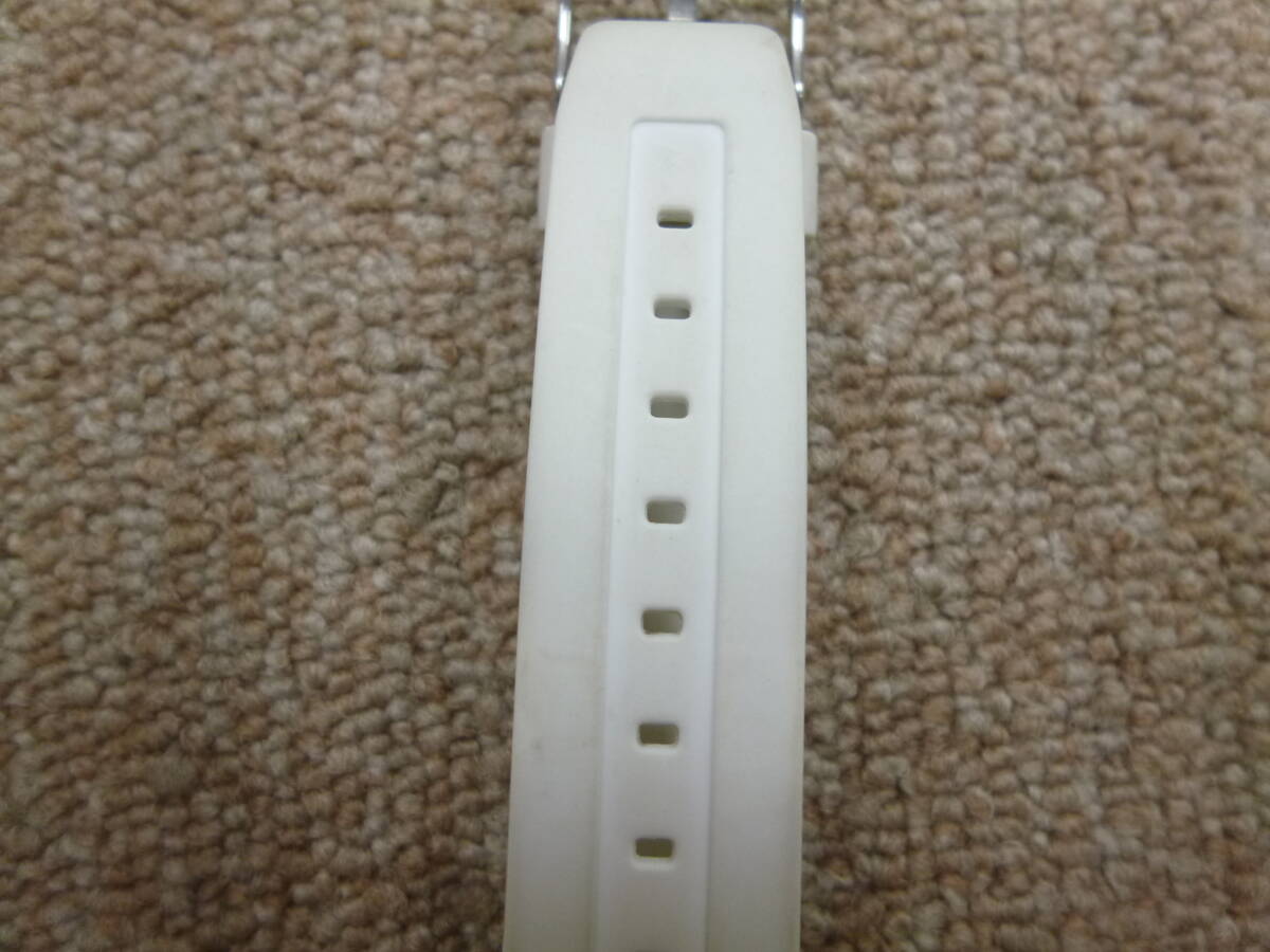 Yahoo!オークション - 【7626】シチズン Q&Q 10気圧防水 SPORTS WATCH ...