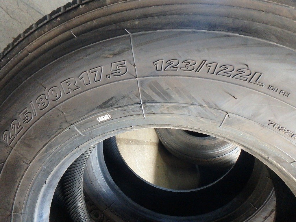 C562-2 新車外し 2023年製 225/80R17.5 123/122 ヨコハマ ZEN702 ミックスタイヤ 2本 約9分山(タイヤ)｜売買されたオークション情報、yahooの商品情報 ...