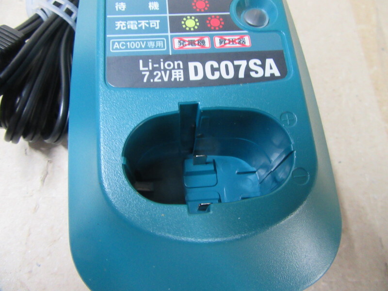Yahoo!オークション - Z19 マキタ 充電器 DC07SA