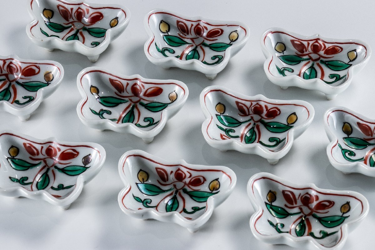 Yahoo!オークション - 【うつわ】 九谷 色絵 蝶形小皿 10客 D752 バラ...