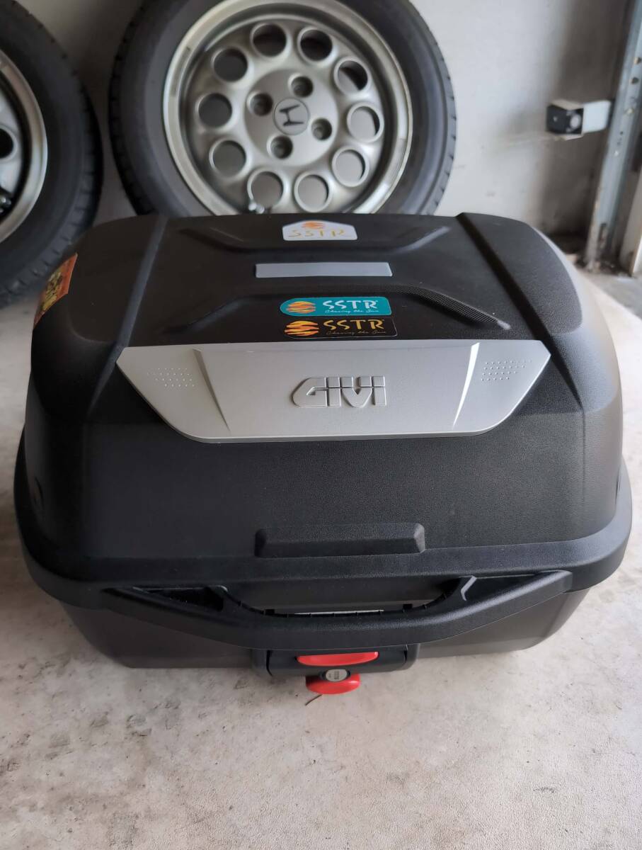 GIVI E43NTL モノロックベース付(トップケース)｜売買されたオークション情報、yahooの商品情報をアーカイブ公開 - オークファン（aucfan.com）