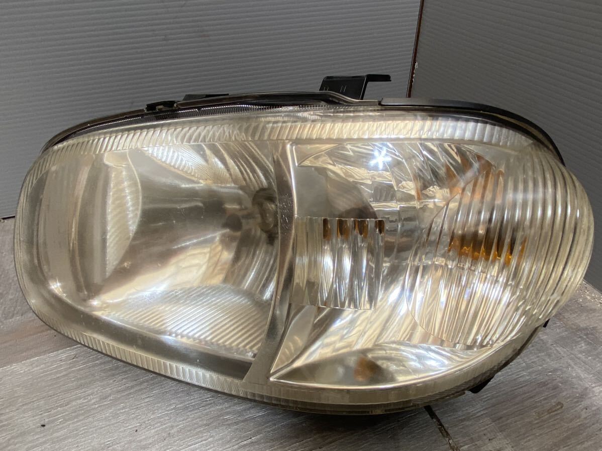 Yahoo!オークション - HA23S HA23V スズキ アルト 左右 ヘッドライト ...