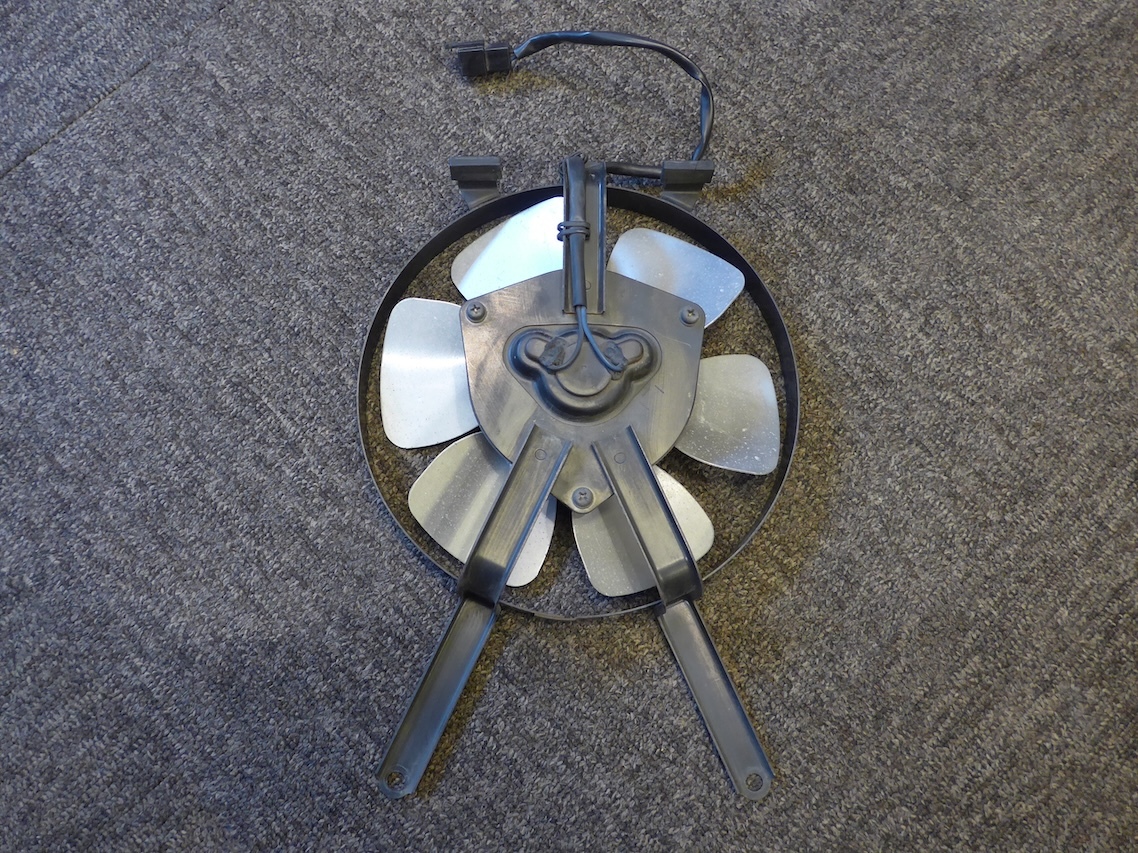 Yahoo!オークション - 【売切 】kawasaki 純正ラジエーターファン MUZ...