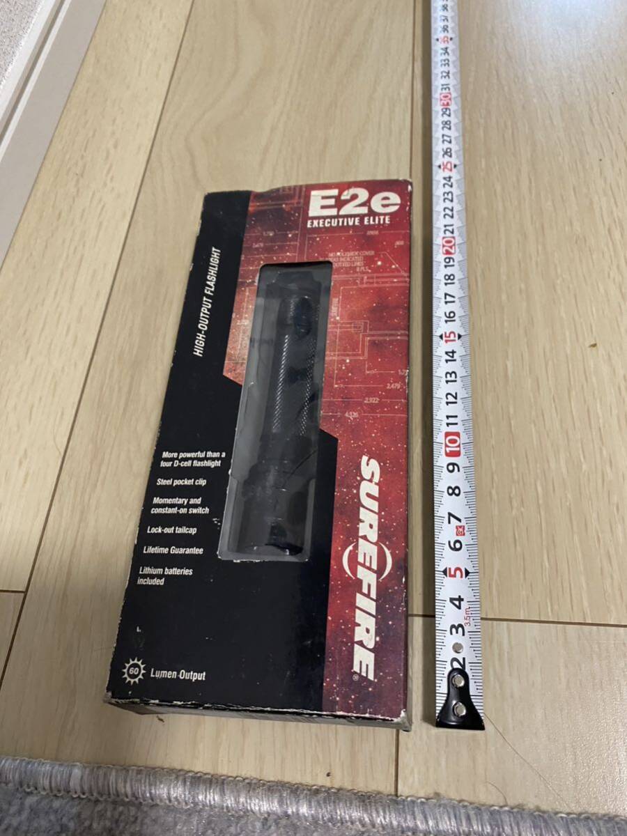 Yahoo!オークション - SUREFIRE 手持ち式フラッシュ E2E-BK 新品