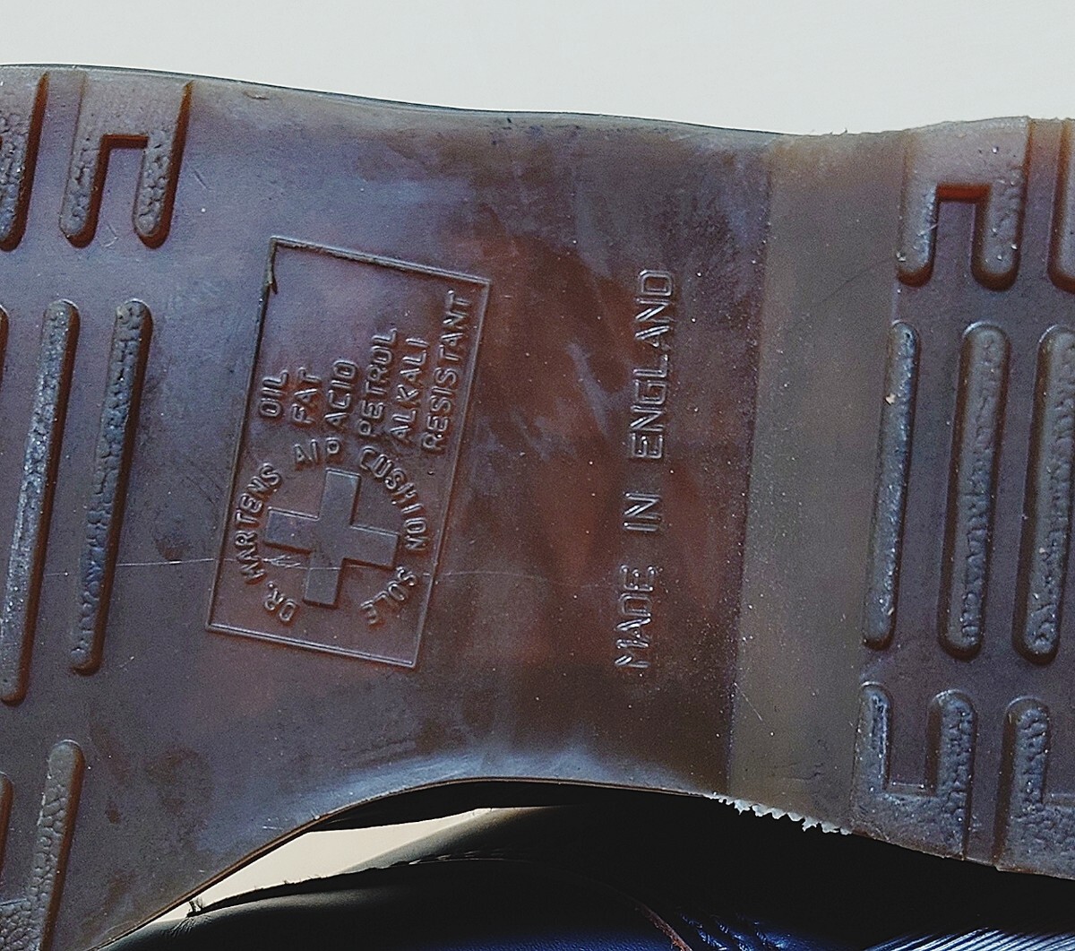 英国製 茶芯 ビンテージ 1460 8ホールブーツ Dr.Martens VINTAGE ドクターマーチン ブラック MADE in ENGLAND 12308001 プレーン(UK8)｜売買 ...
