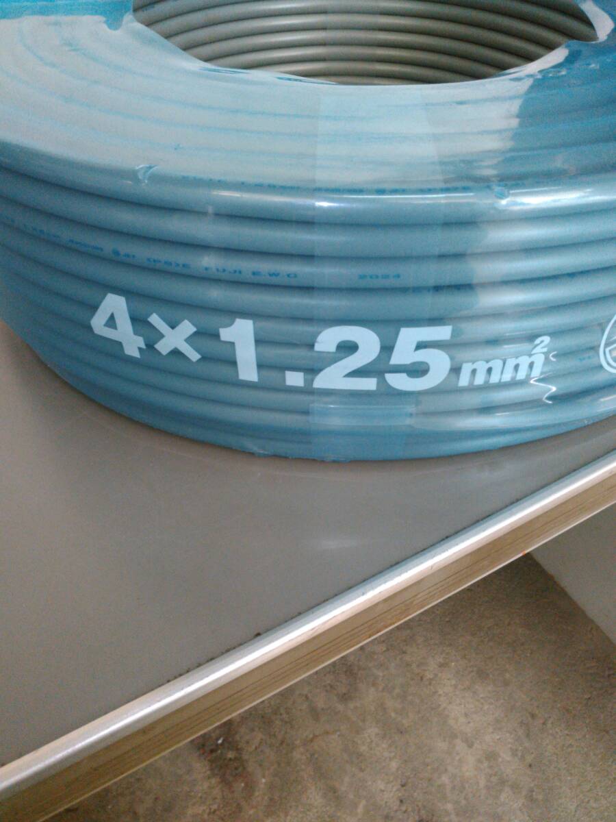 Yahoo!オークション - 新品 富士電線 VCTF- 1.25sq×4芯 100M ビニルキ...