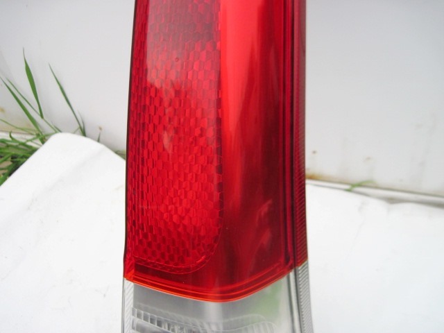 Yahoo!オークション - 8574 割れなし ミラアヴィ L250S 前期 右テール...