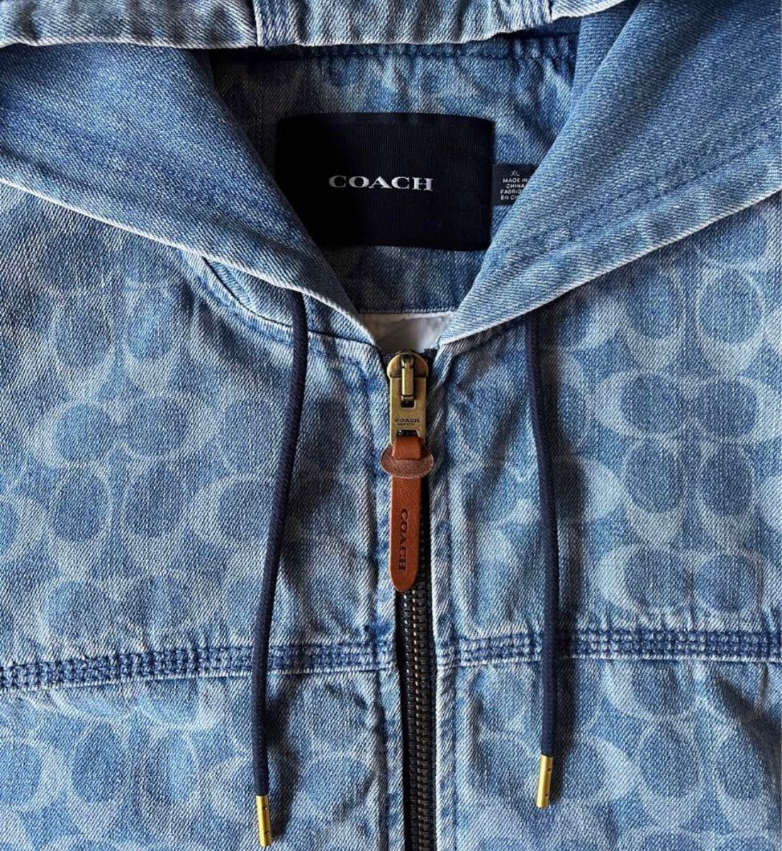 美品 】coach コーチ シグネチャー ロゴ ブルゾン パーカー 美品 】coach コーチ シグネチャー ロゴ ブルゾン パーカー