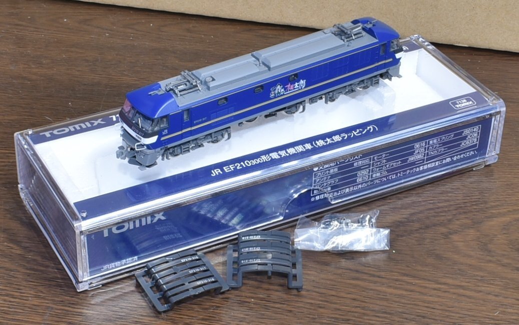 SAZAN TOMIX 7138 EF210 300 桃太郎ラッピング 同梱不可 K2(電気機関車)｜売買されたオークション情報、yahooの商品情報をアーカイブ公開 - オークファン ...