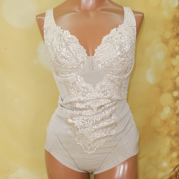 Yahoo!オークション - ランクCΦCFO-W6-9-BS チャームヘルシー Dカップ...