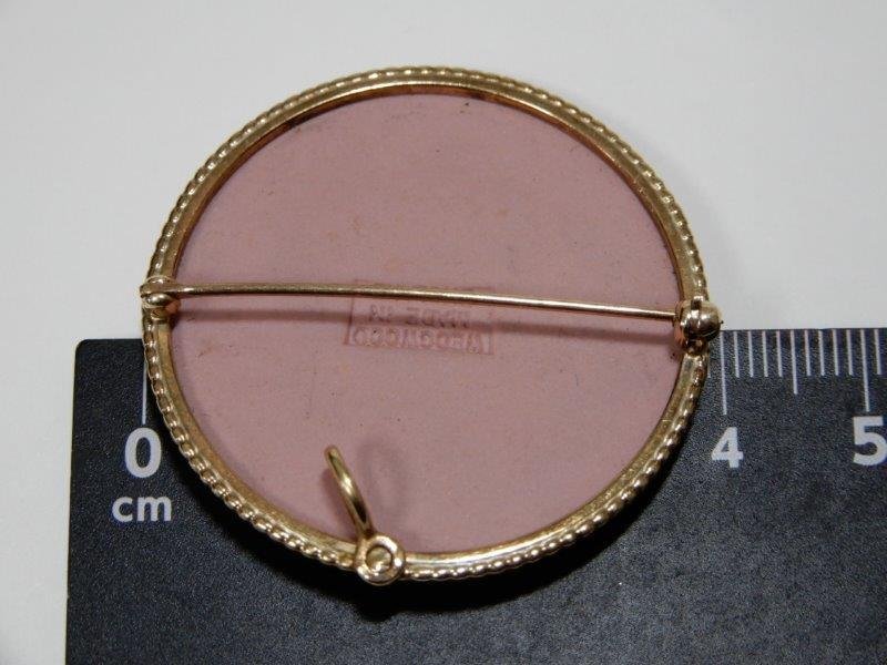 Yahoo!オークション - Wedgwood ウェッジウッド 9ct 9K金具 ブローチ ...