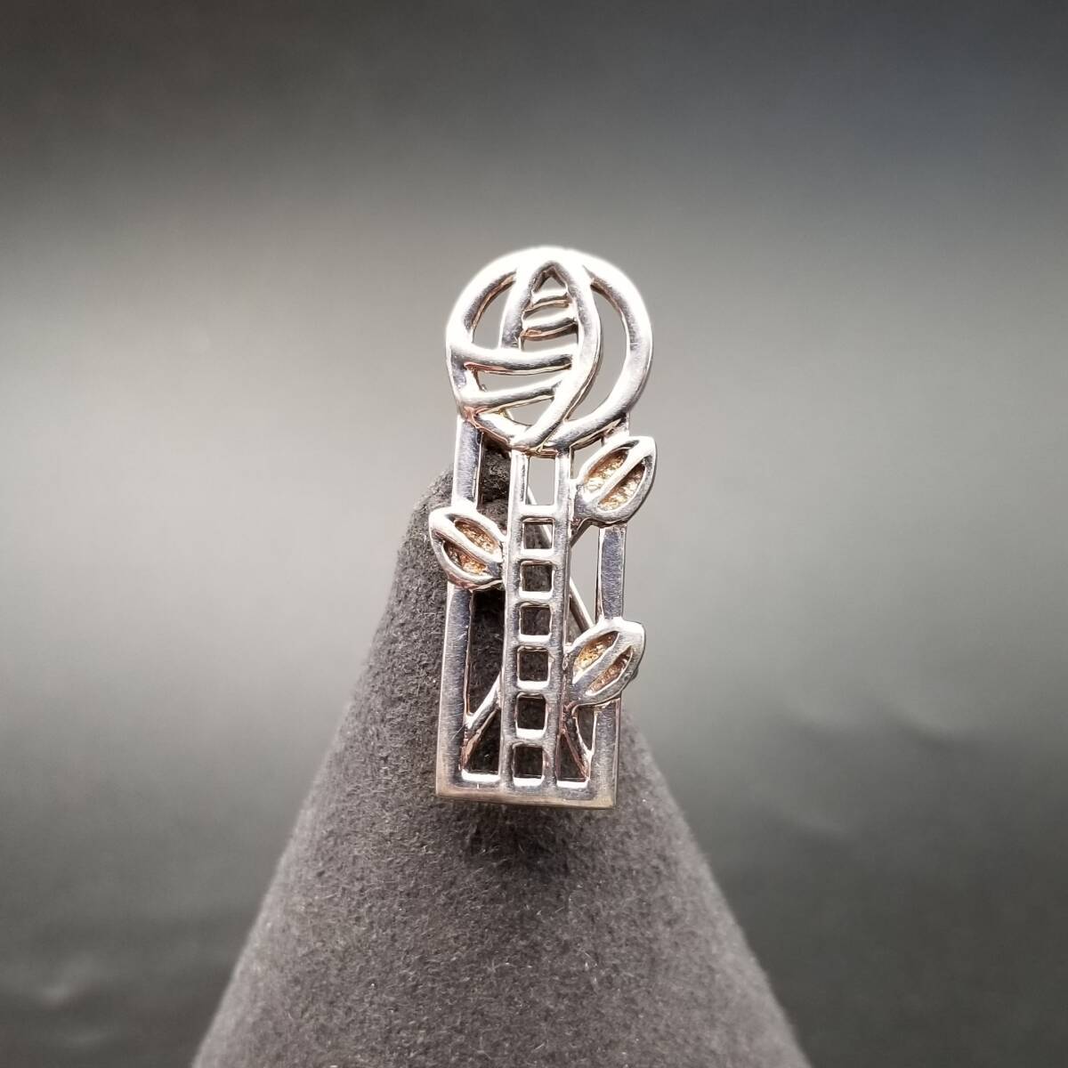 Yahoo!オークション - CJL ライン フラワー プレート 透かし 上品 エレ...