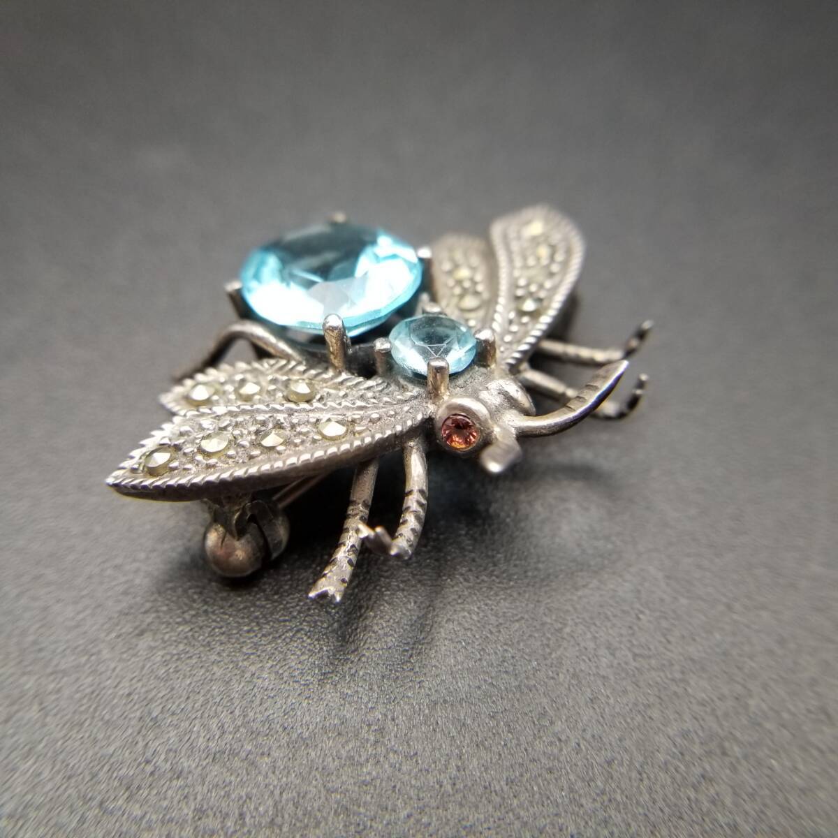 蜂 昆虫 モチーフ 立体 ライトブルー ラウンド ストーン マーカサイト 925 ヴィンテージ シルバー ブローチ ジュエリー 輸入 Y14-I(シルバー)｜売買されたオークション情報 ...