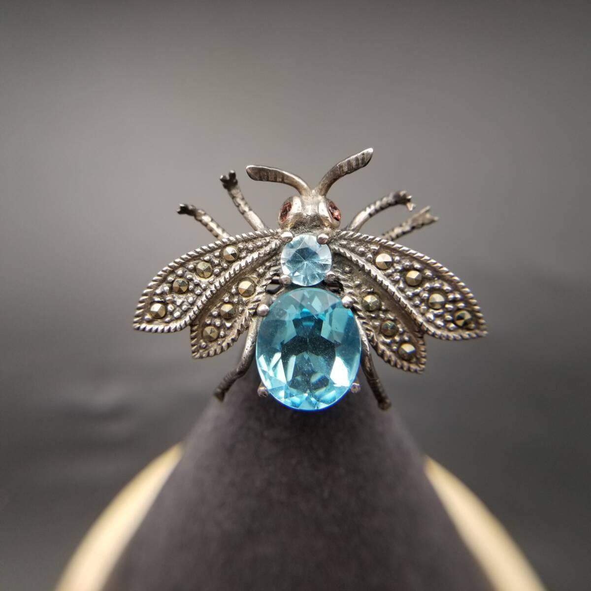 蜂 昆虫 モチーフ 立体 ライトブルー ラウンド ストーン マーカサイト 925 ヴィンテージ シルバー ブローチ ジュエリー 輸入 Y14-I(シルバー)｜売買されたオークション情報 ...