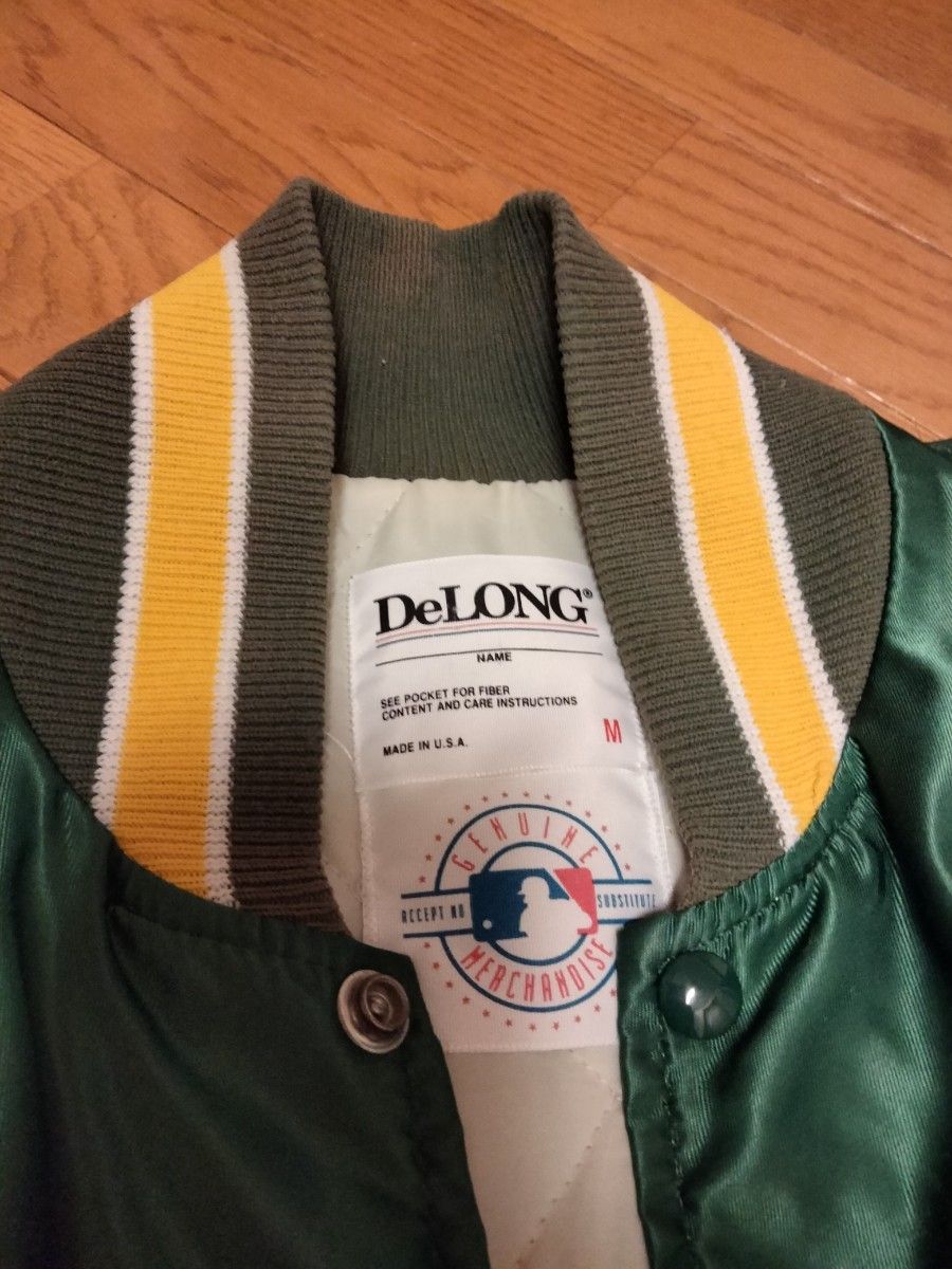 USA90s DeLongスタジャン MLB 刺繍中綿 アスレチックス sizeM USA90s DeLongスタジャン MLB 刺繍中綿 アスレチックス sizeM