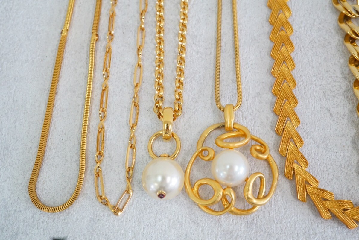 Yahoo!オークション - B386 海外製含む ゴールドカラー ネックレス 10...