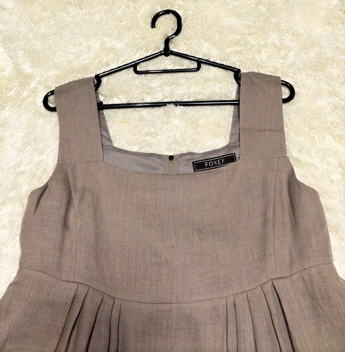 Yahoo!オークション - 【未使用 麻100%】サイズ38 FOXEY 花モチーフリ...