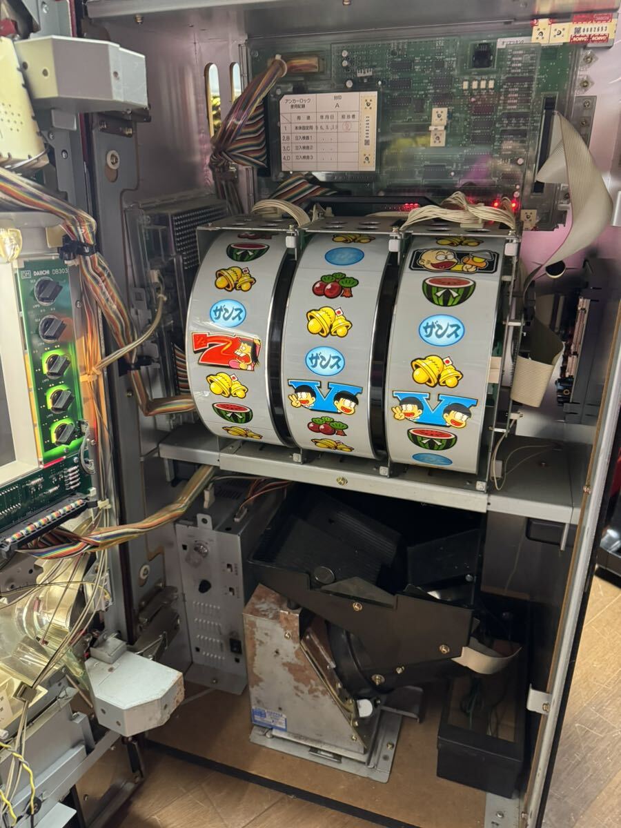 Yahoo!オークション - おそ松くん ダイイチ 4号機 Yahoo!オークション - おそ松くん ダイイチ 4号機