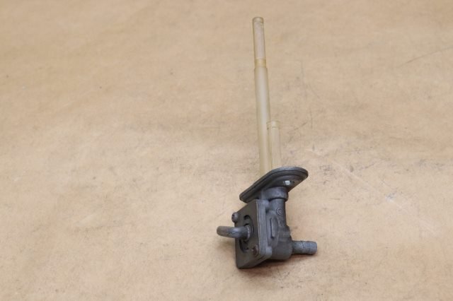 Yahoo!オークション - カワサキ KSR-1 MX050B ガソリンコック K122-32