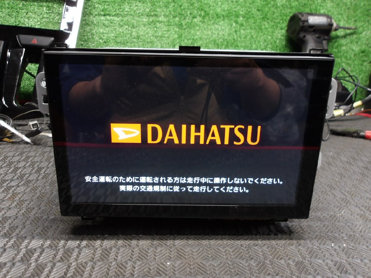 Yahoo!オークション - 改 (R06/04/30) Φ 8型 / ダイハツ純正ナビ / 操...