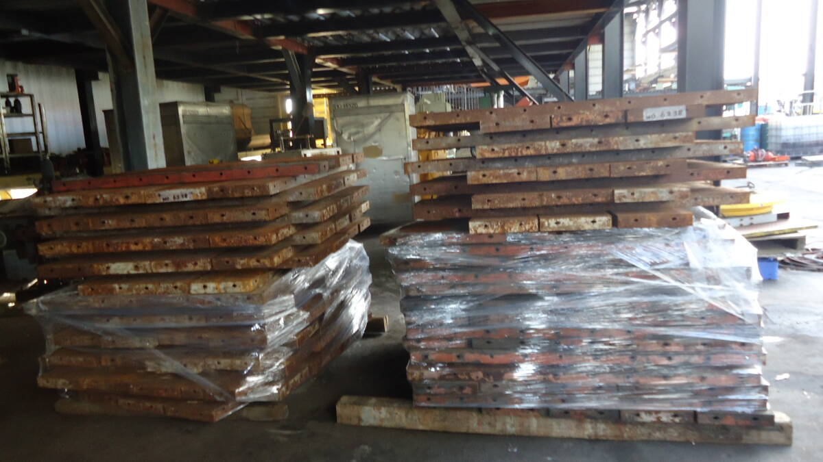 油谷 №6238 メタルフォーム 型枠 鋼製型枠 1500㎜×300㎜ 179枚 基礎 コンクリート 左官 擁壁 土留め 壁材床材 鋼製歩廊ステップ フェンス(工具、DIY用品)｜売買された ...