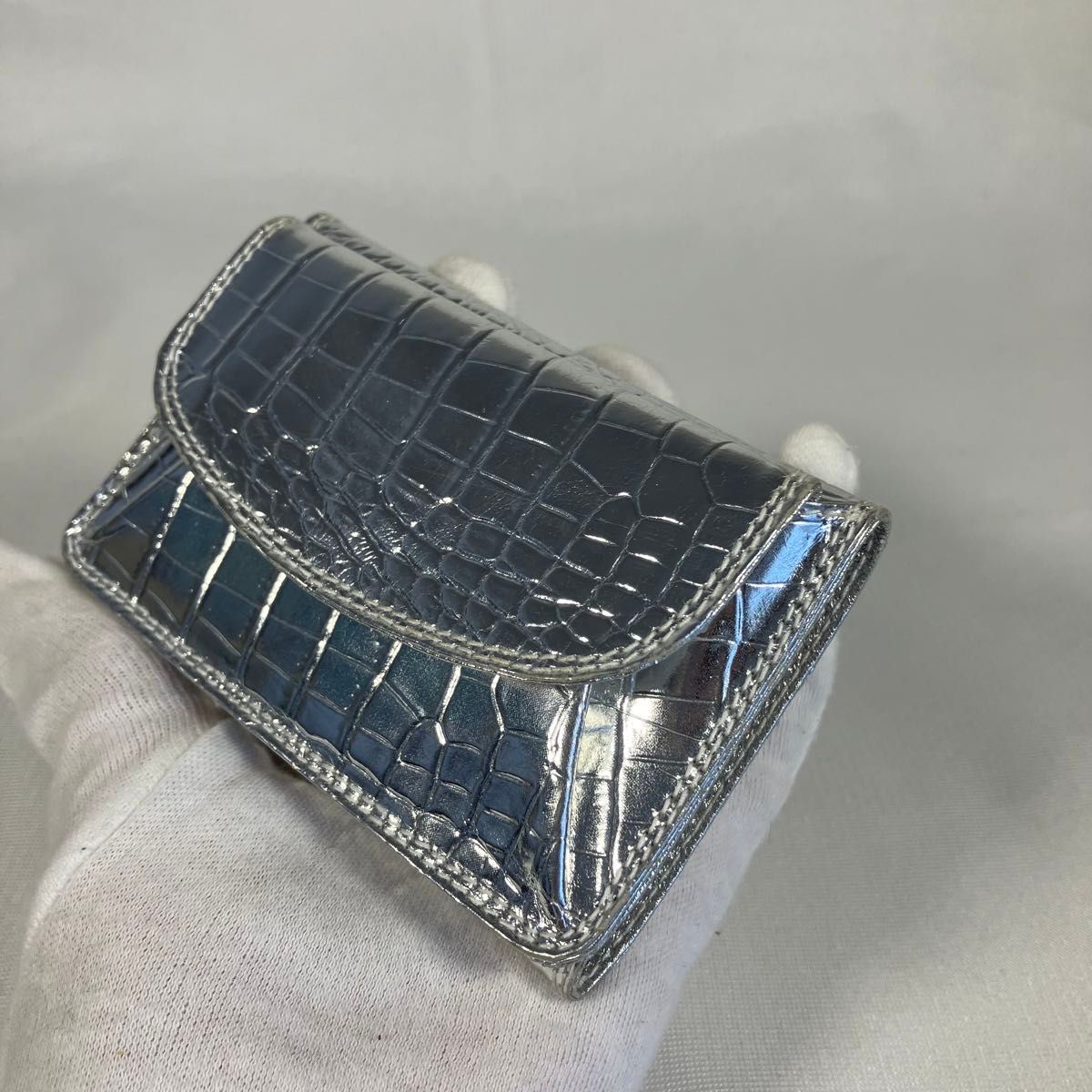 未使用級 アントニーニ 和光 3つ折り財布 シルバー レザー 未使用級 アントニーニ 和光 3つ折り財布 シルバー レザー