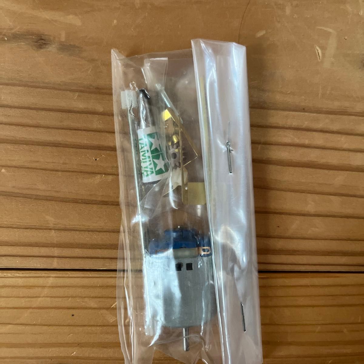 蛍光カラースペシャル】 タミヤ レーサーミニ四駆 ファルコンJr 蛍光カラースペシャル】 タミヤ レーサーミニ四駆 ファルコンJr