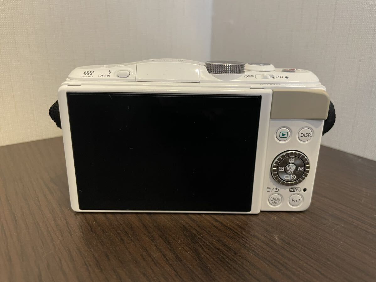 Panasonic LUMIX DMC-GF6 レンズキット ミラーレス一眼 パナソニック(パナソニック)｜売買されたオークション情報、yahooの商品情報をアーカイブ公開 - オークファン ...