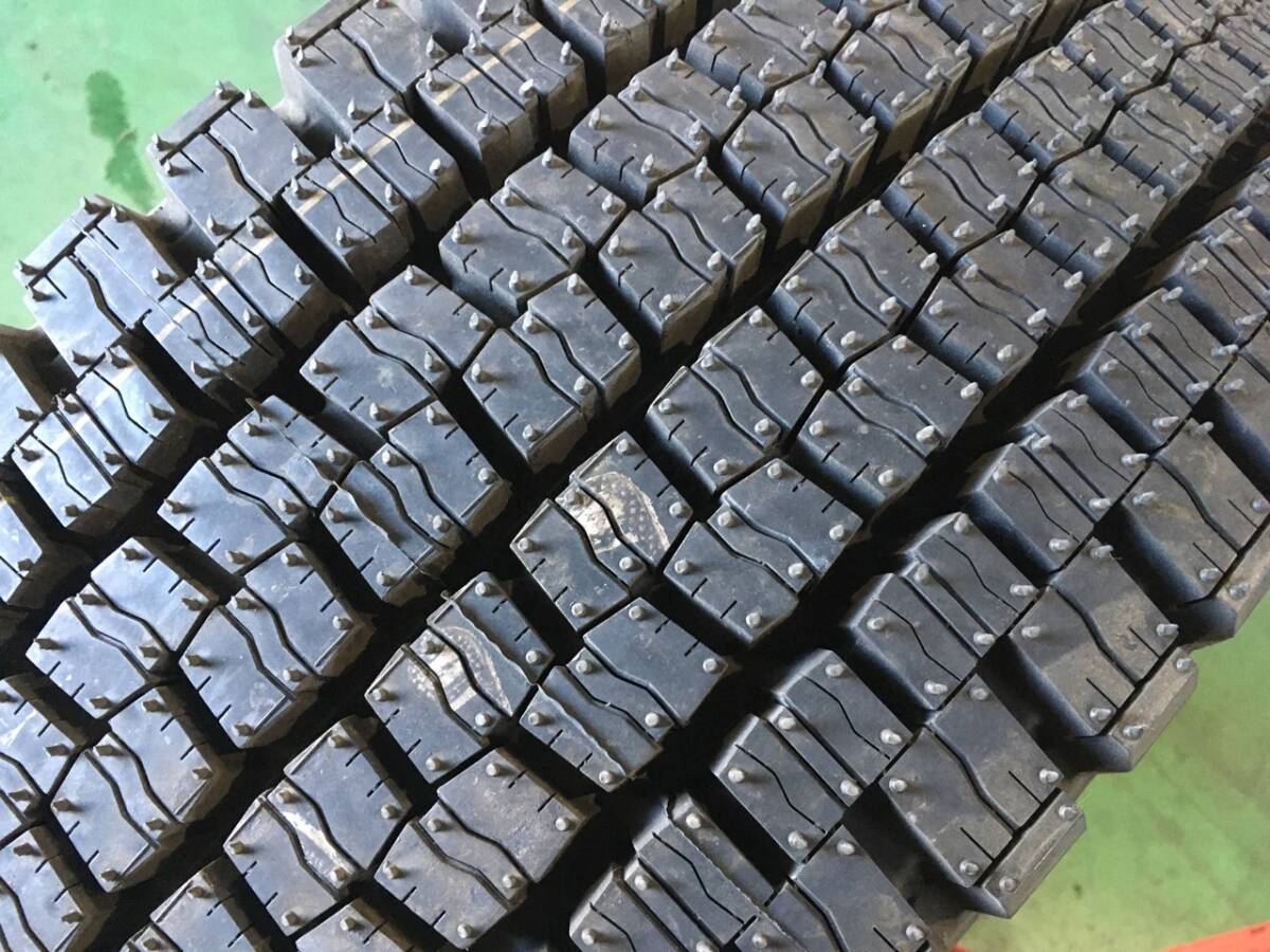 Yahoo!オークション - s278-4-3 245/70R19.5 中古1本(未使用品) ダンロ...